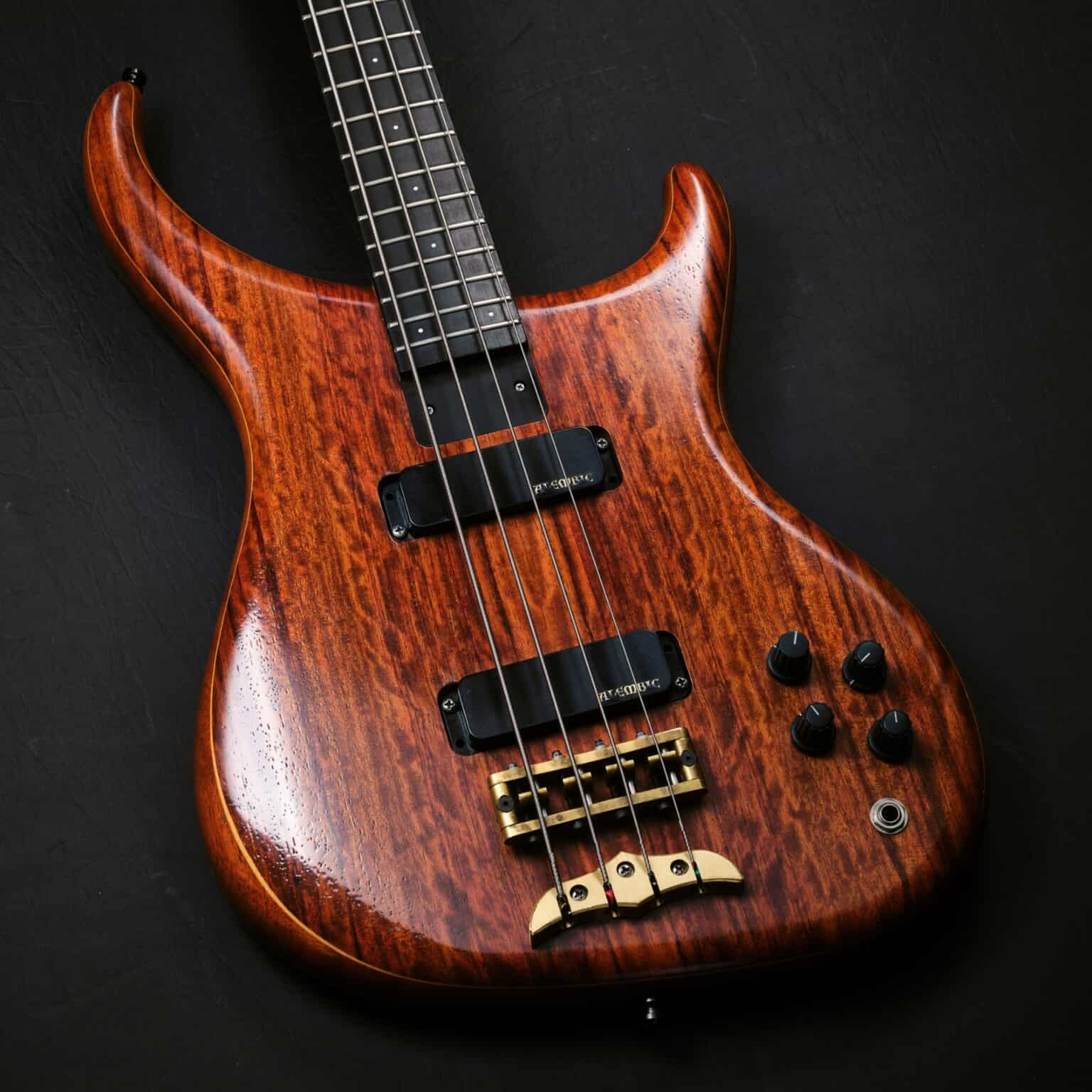 Pre-owned Alembic Orion (1997) | Bass Buddha