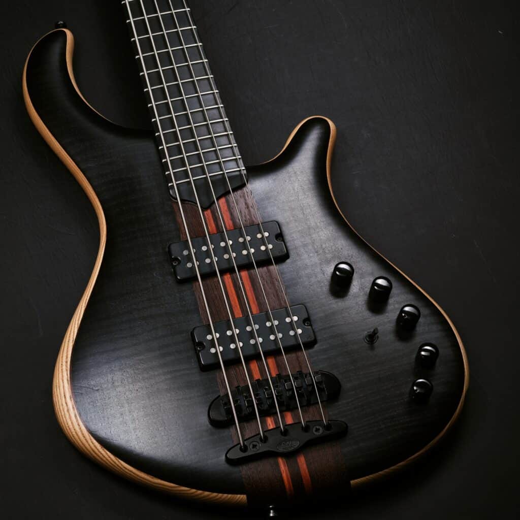 Pre-Owned Mayones Patriot 5 Trans Black Flamed Maple Top | Bass Buddha
