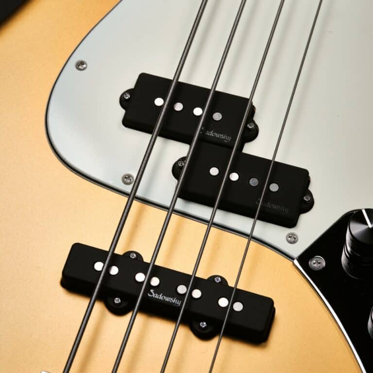 Sadowsky Custom Shop Masterbuilt 21-4 Vintage PJ Solid Firemist Gold ...