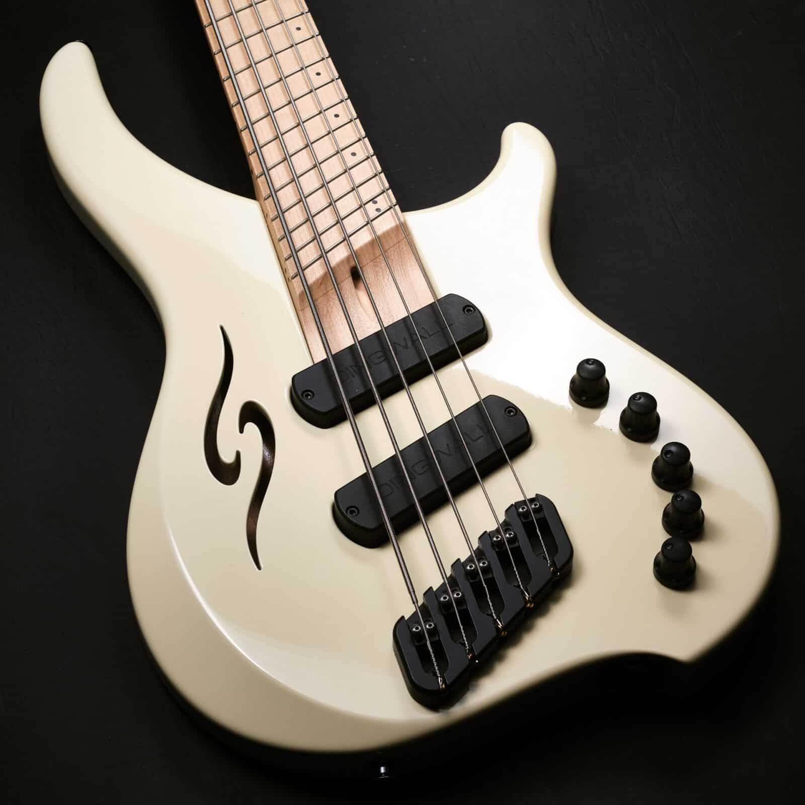 Pre-Owned Dingwall Afterburner II Creme | Bass Buddha