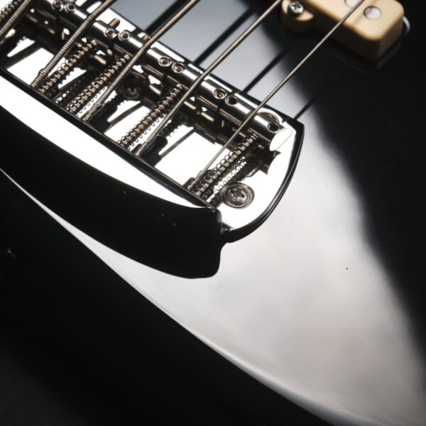 Vincent Basses Metropol 5 Black | Bass Buddha