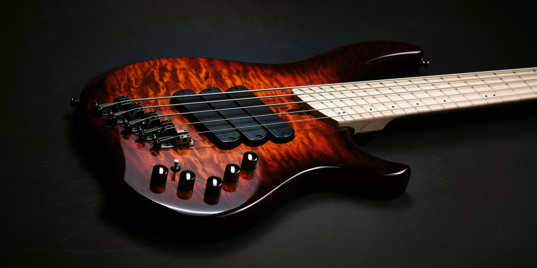 Dingwall Combustion 5 Quilted Maple Vintage Burst | Bass Buddha