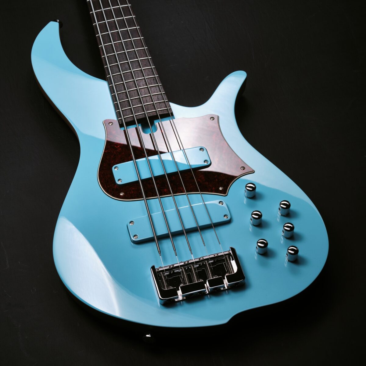 F Bass BN5 Daphne Blue Flat Face | Bass Buddha