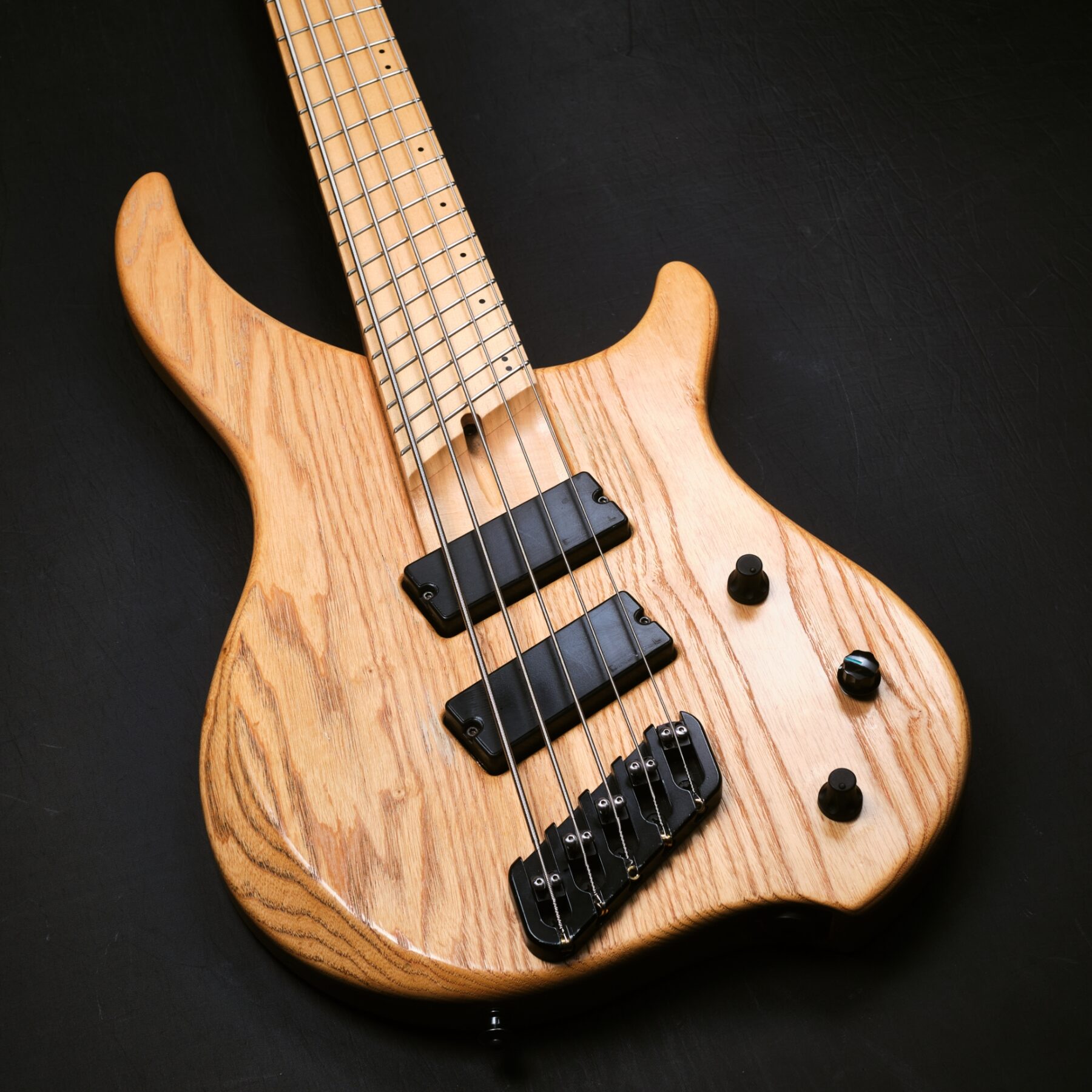 Preowned Dingwall ABZ 5-string | Bass Buddha