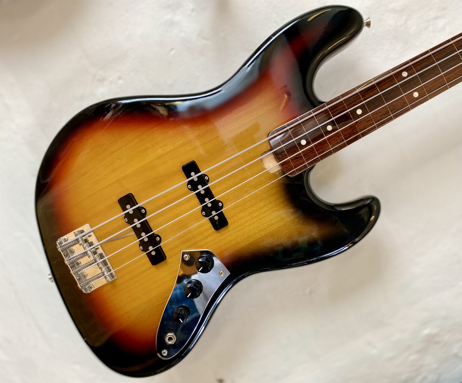 Pre-owned Fender Jazz Bass JB'62-FL fretless Japan | Bass Buddha
