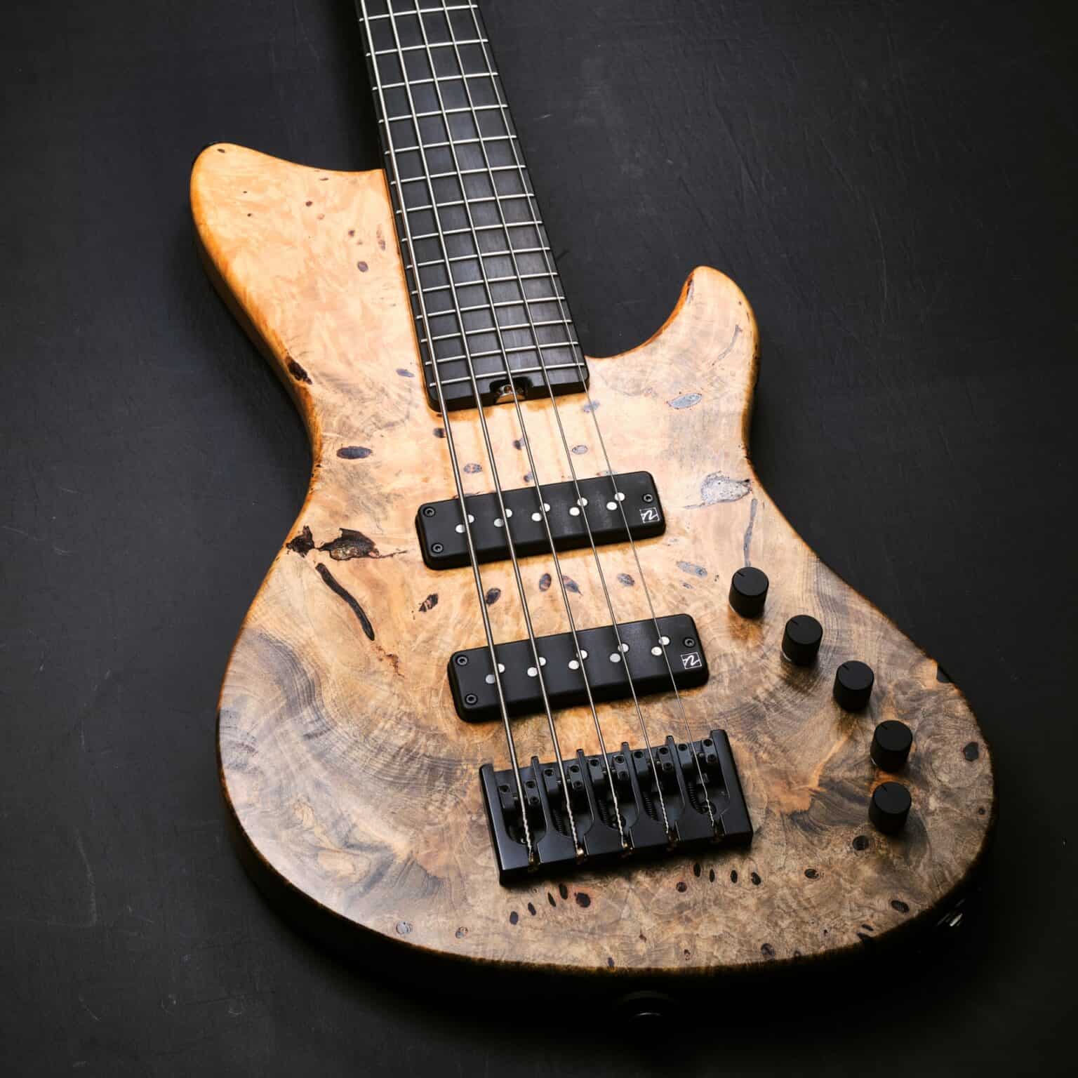 Preowned Alpher Mako Elite 5 (2015) | Bass Buddha