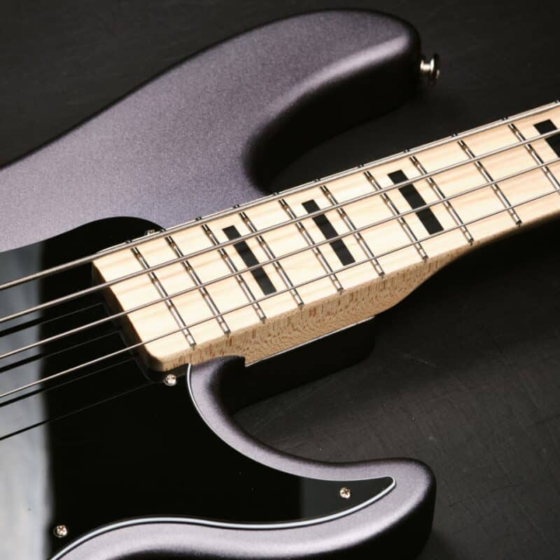 G&L Guitars Kiloton Build To Order USA Graphite Metallic Super Light ...