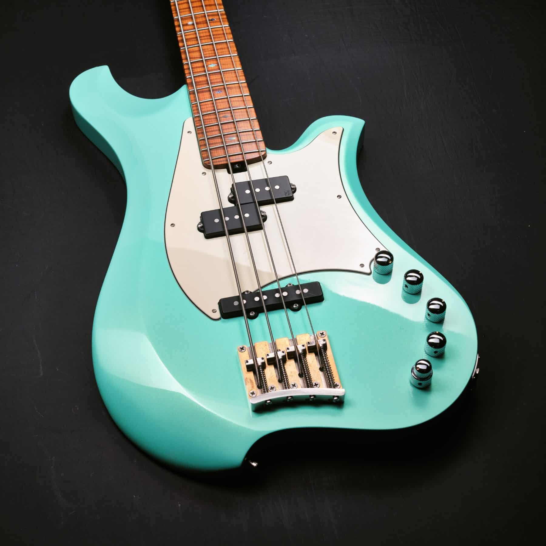 Bacci Guitars Marleo IV Seafrost Green | Bass Buddha