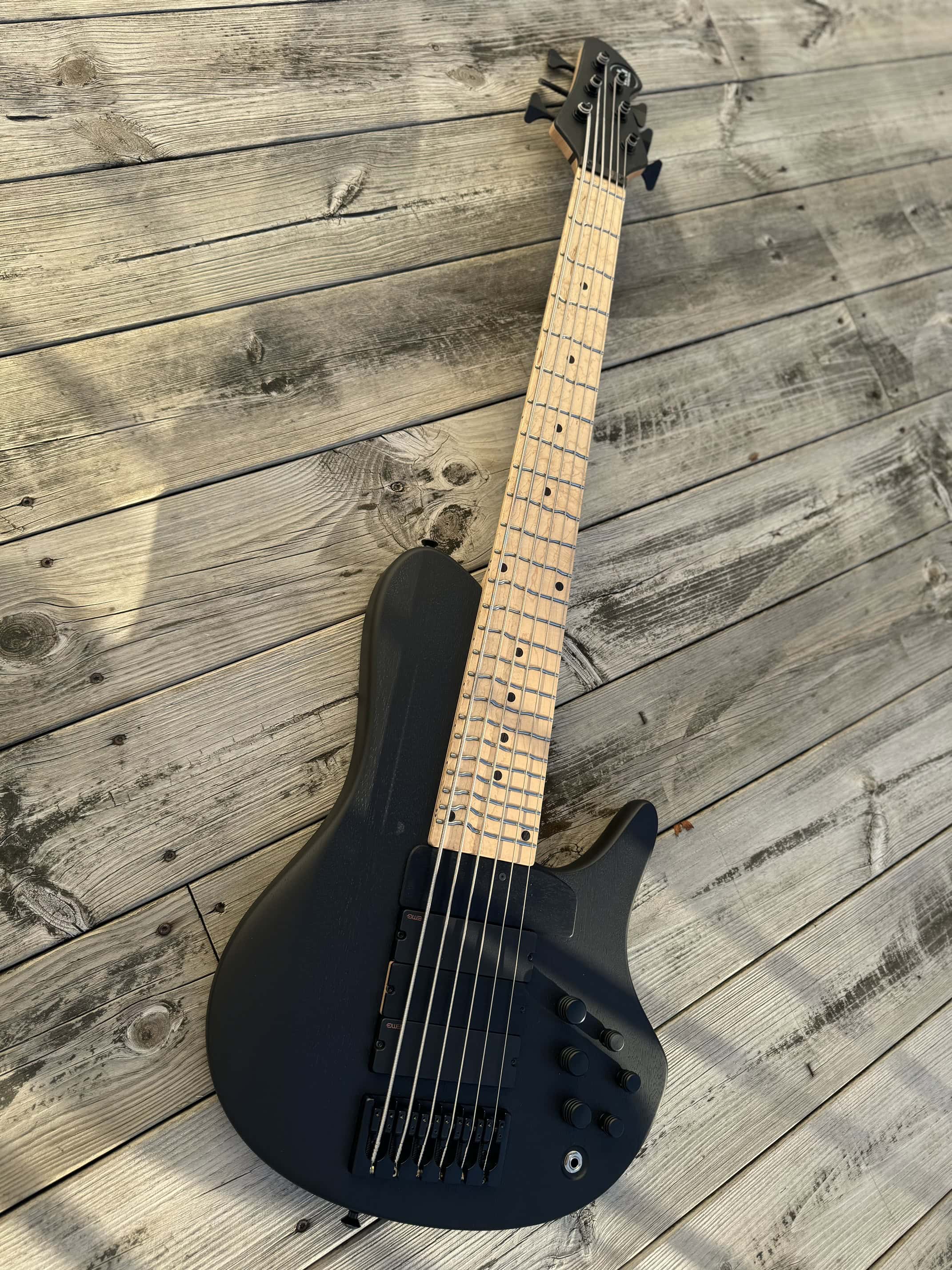 Mattisson HL-6 Black 33" True Temperament Frets Team Built | Bass Buddha