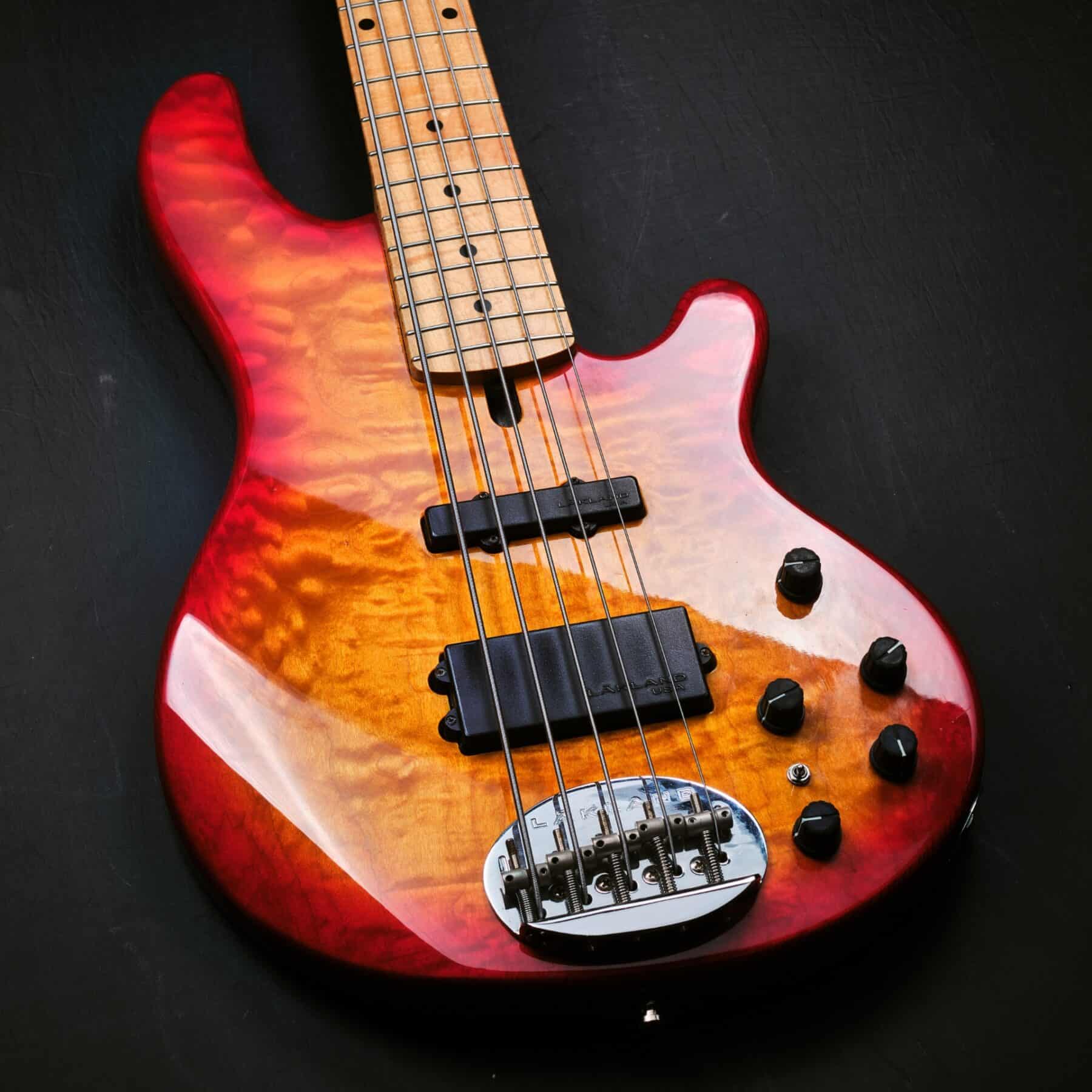 Pre-owned Lakland Skyline 55-02 Cherry Burst Quilted Maple (2008 ...
