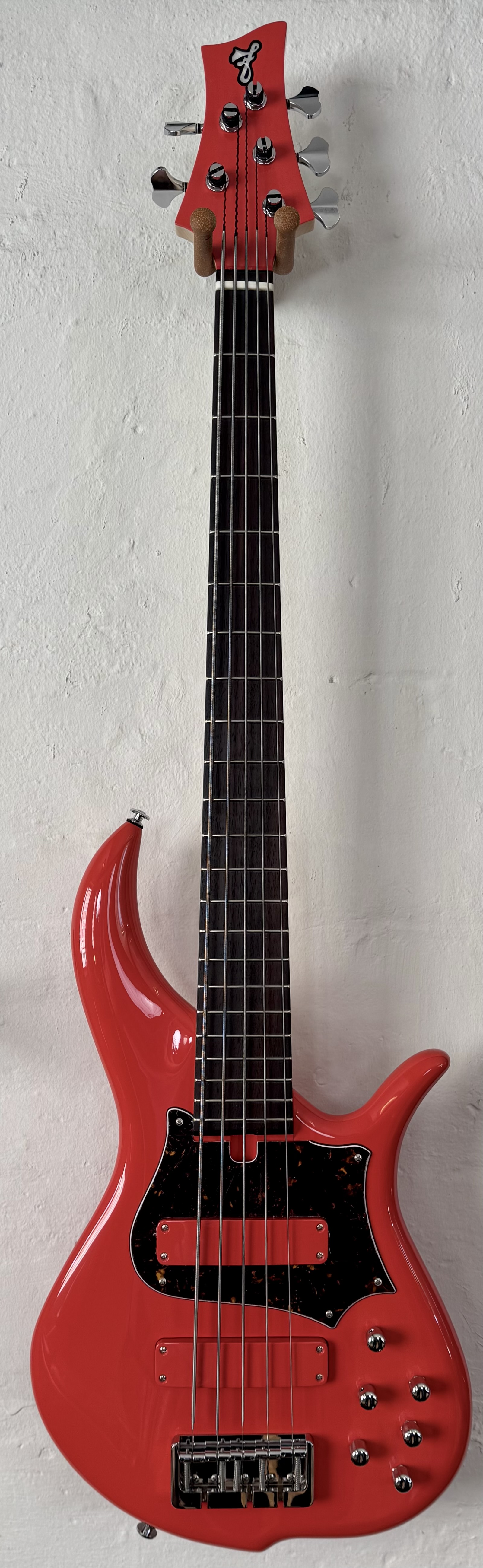 F Bass BN5 Fiesta Red | Bass Buddha